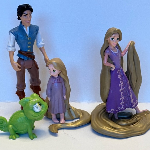 Disney | Toys | Disney Tangled Figures Rapunzel Flynn Rider Pascal ...